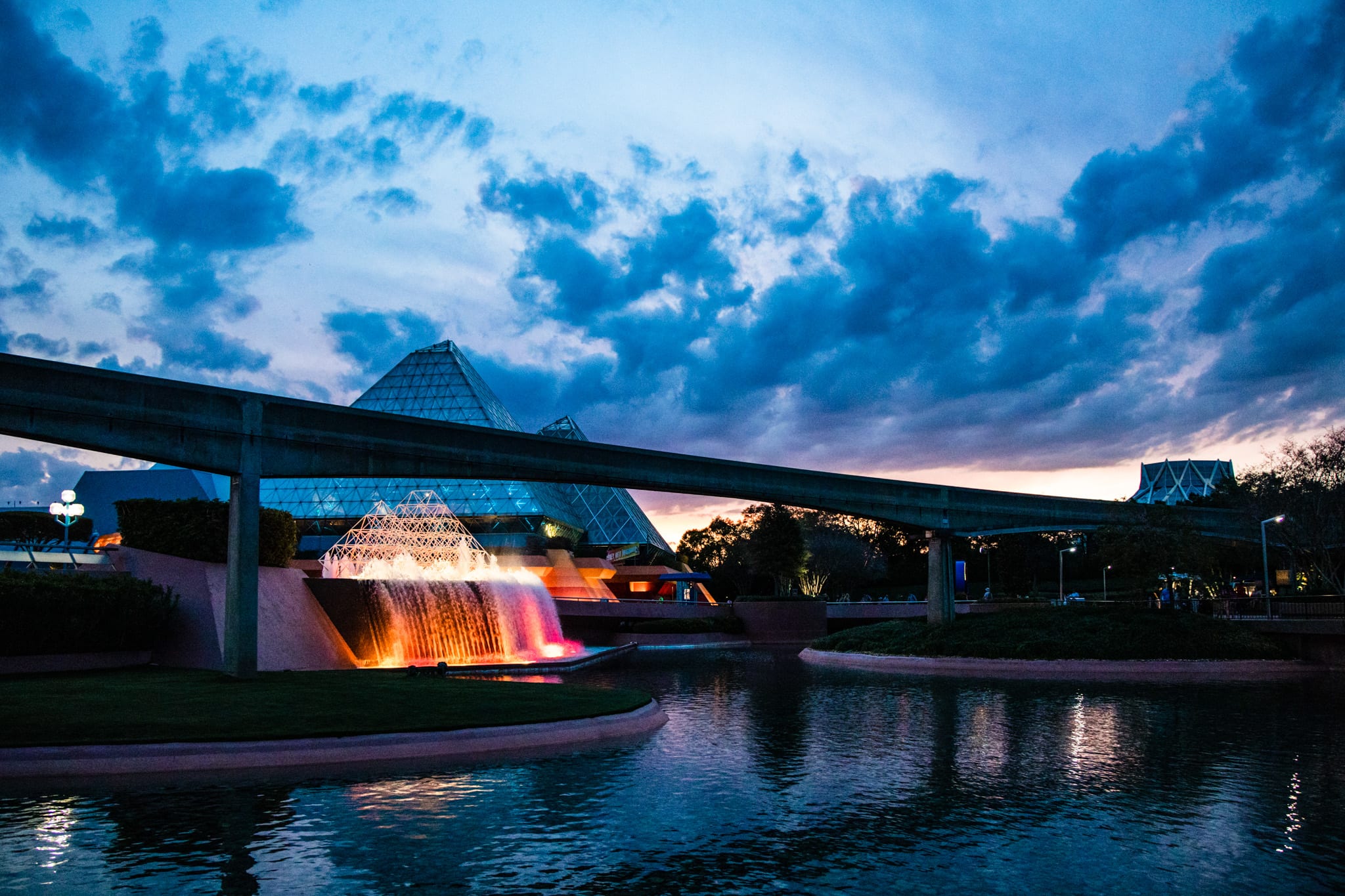 Epcot – Domesticated Artists